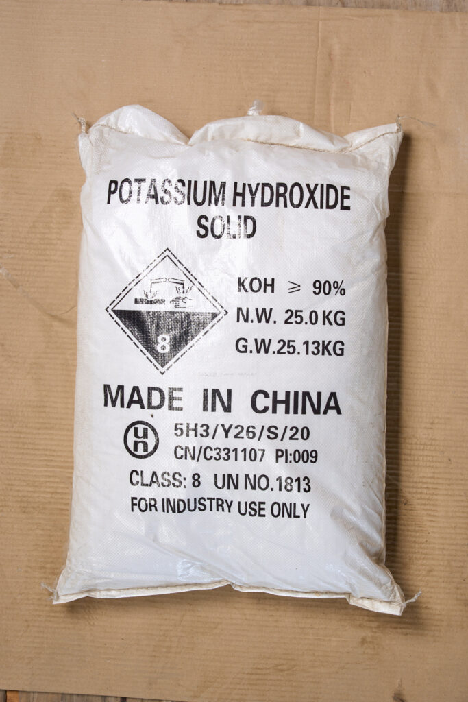 โพแทสเซียมไฮดรอกไซด์ (Potassium Hydroxide: KOH)